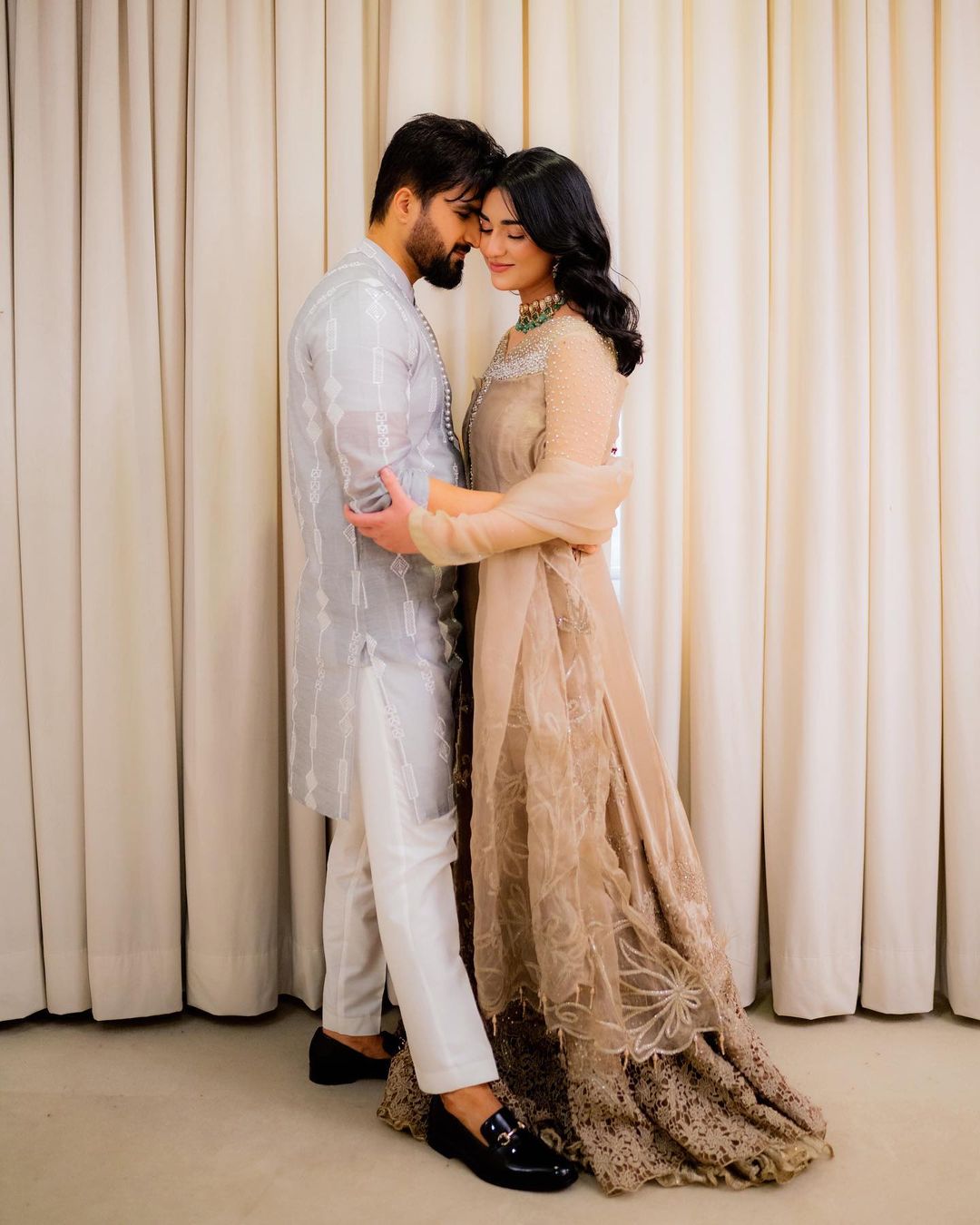 Sarah Khan And Falak Shabbir's Latest Gorgeous Pictures | Reviewit.pk