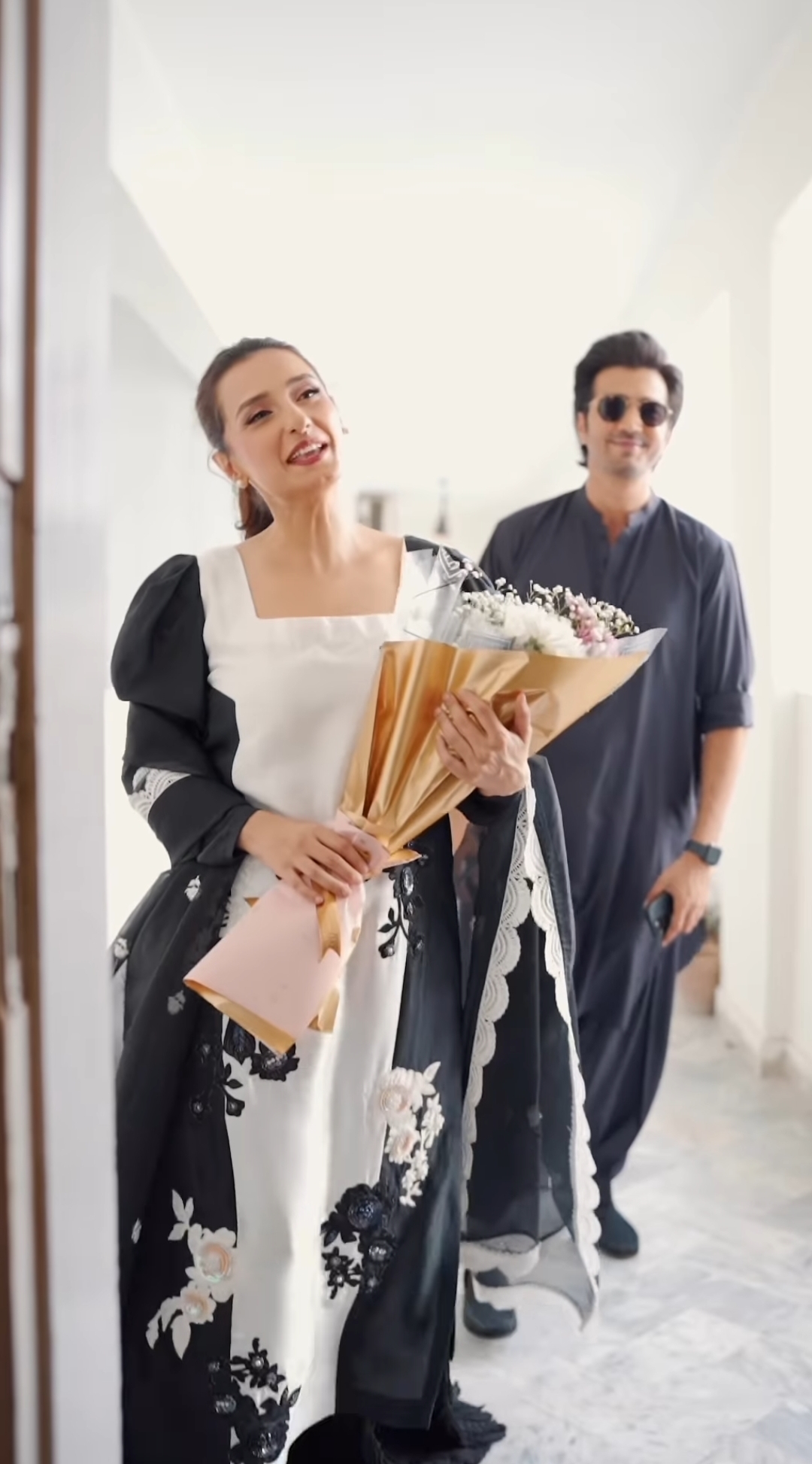 Aiman Khan And Muneeb Butt Invite Friends on Eid Feast | Reviewit.pk