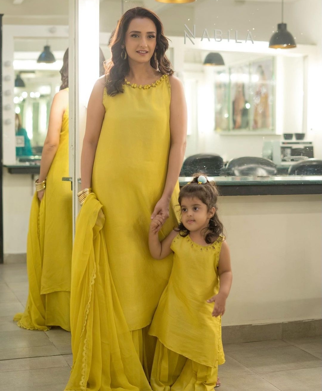 Adorable Pictures of Pakistani Celebrities from Chand Raat | Reviewit.pk