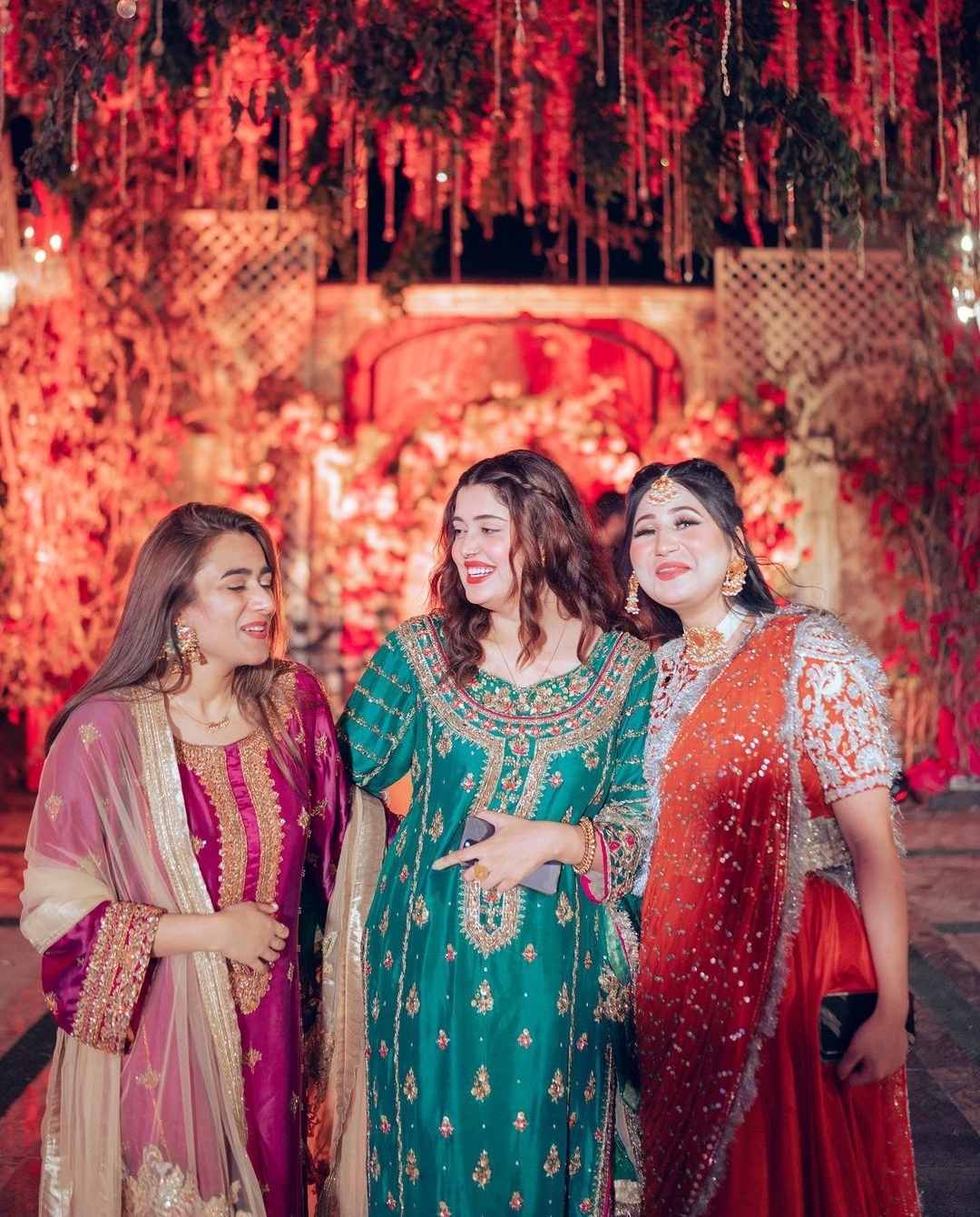 Kanwal Aftab & Zulqarnain Sikandar Recent Beautiful Pictures & Reels ...