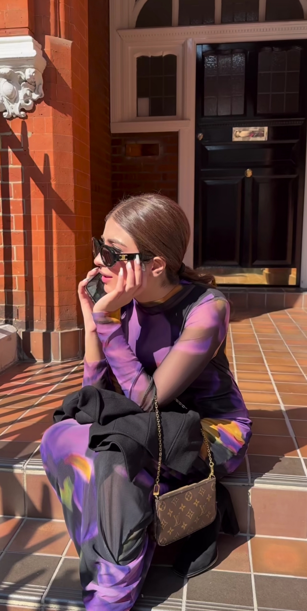 Kinza Hashmi's Adorable Instagram Pictures & Reels From UK Trip ...