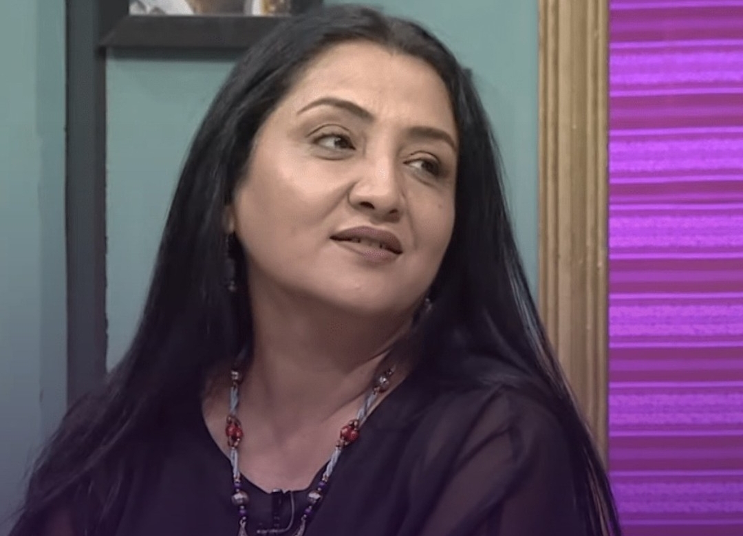 Nadia Afgan Reacts to Criticism and Trolling After Yumna Statement ...