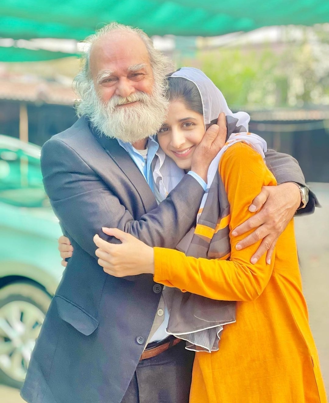 Neem Drama BTS Pictures From Beautiful Valley Of Kashmir | Reviewit.pk