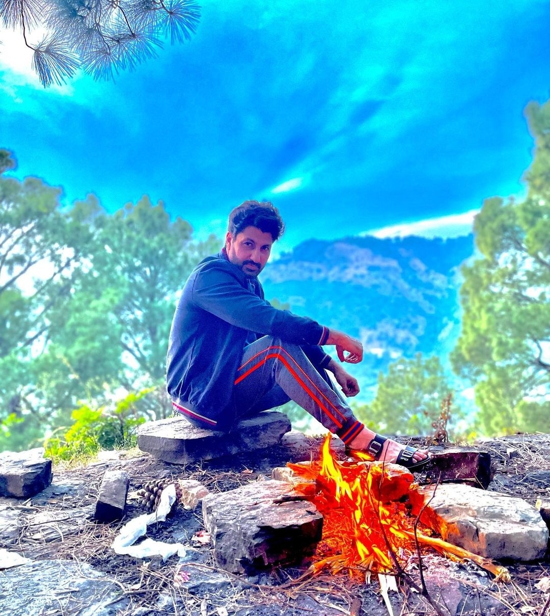 Neem Drama BTS Pictures From Beautiful Valley Of Kashmir | Reviewit.pk