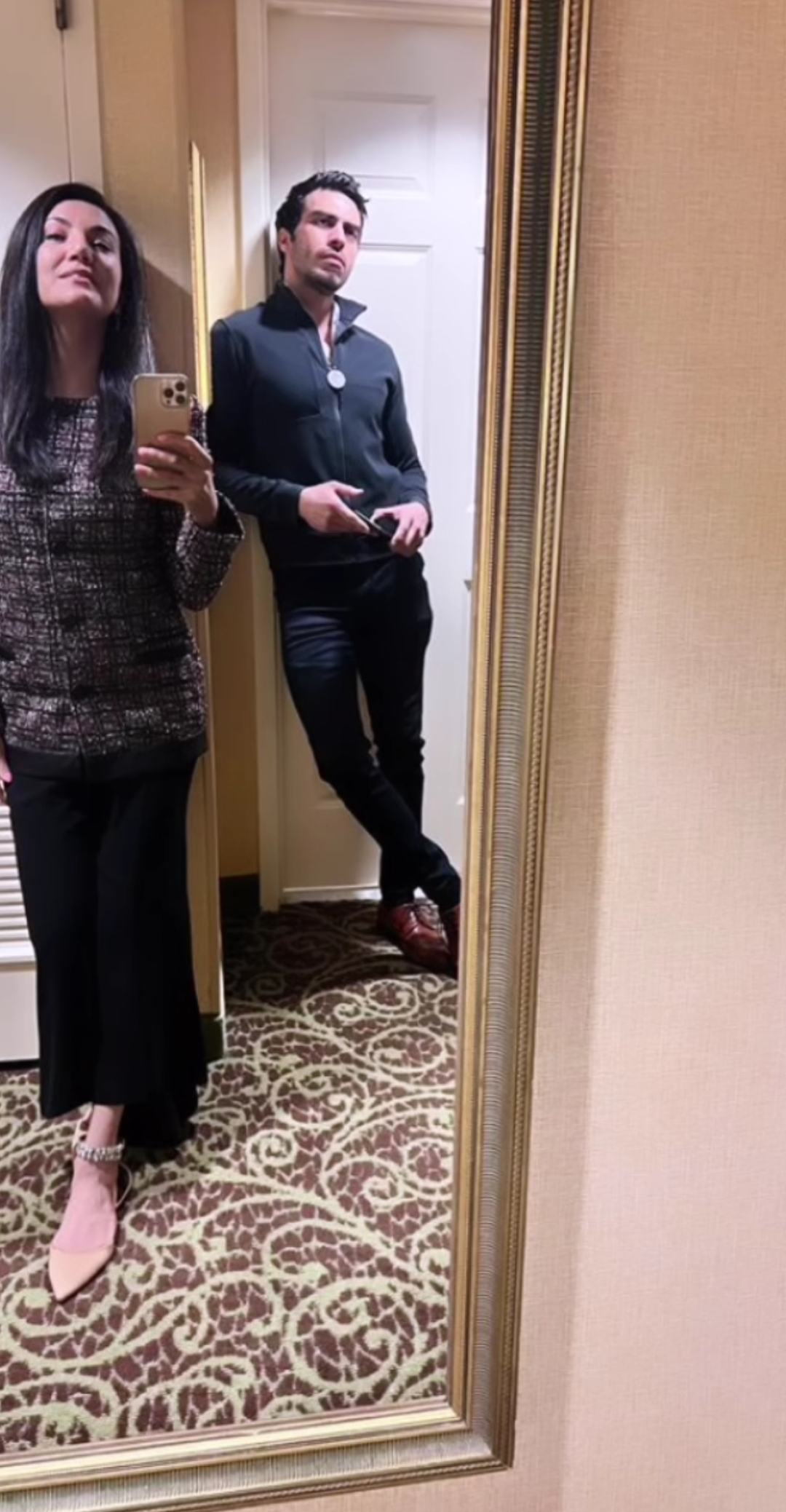 Reham Khan's Recent Unseen Pictures With Husband | Reviewit.pk