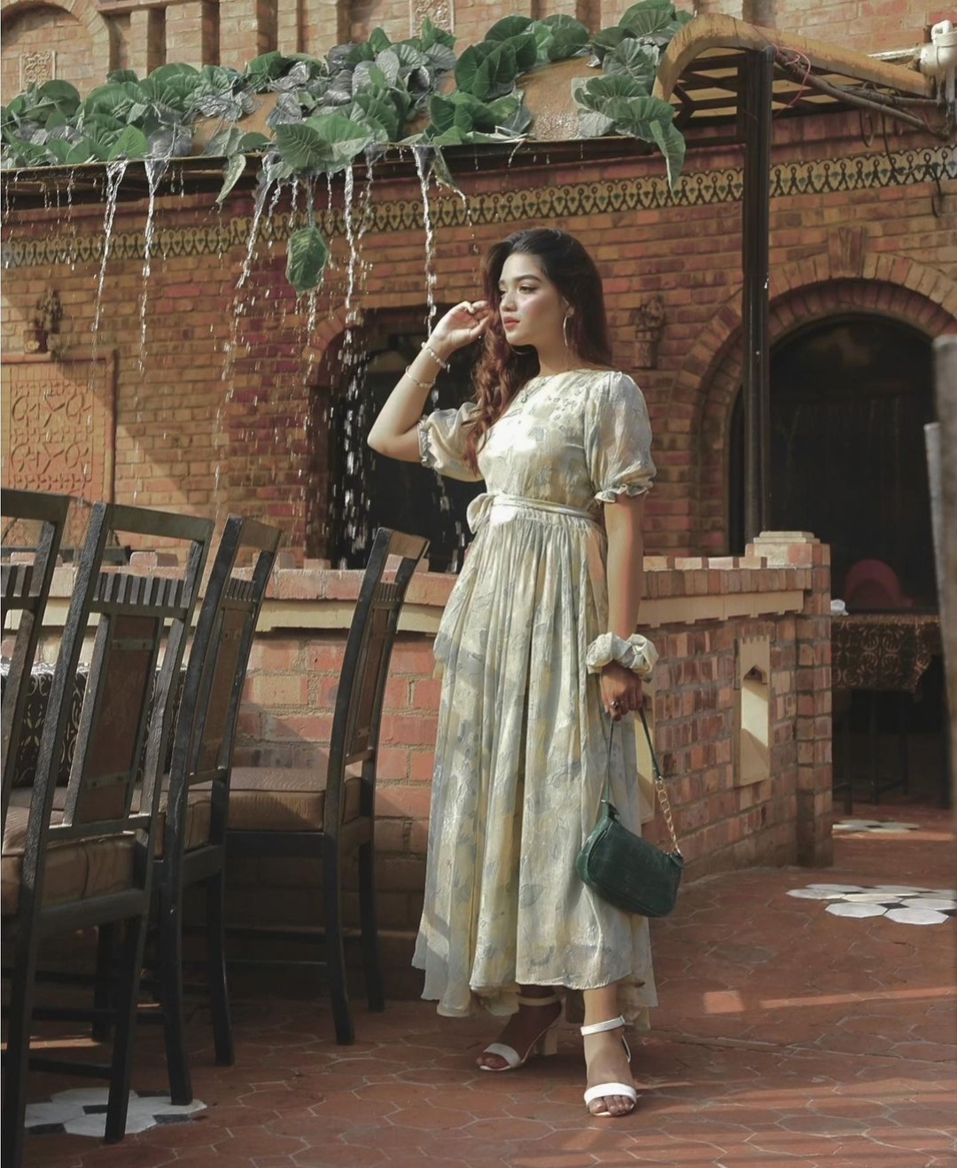 Adorable Casual Pictures of Tiktoker Turn Actor Romaisa Khan | Reviewit.pk