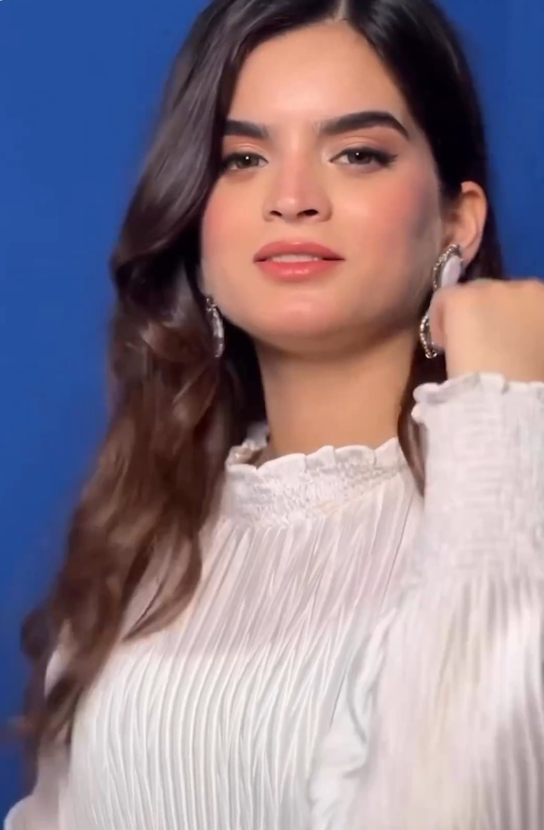 Aliza Sultan Khan's Beautiful Pictures From A Modelling Project ...