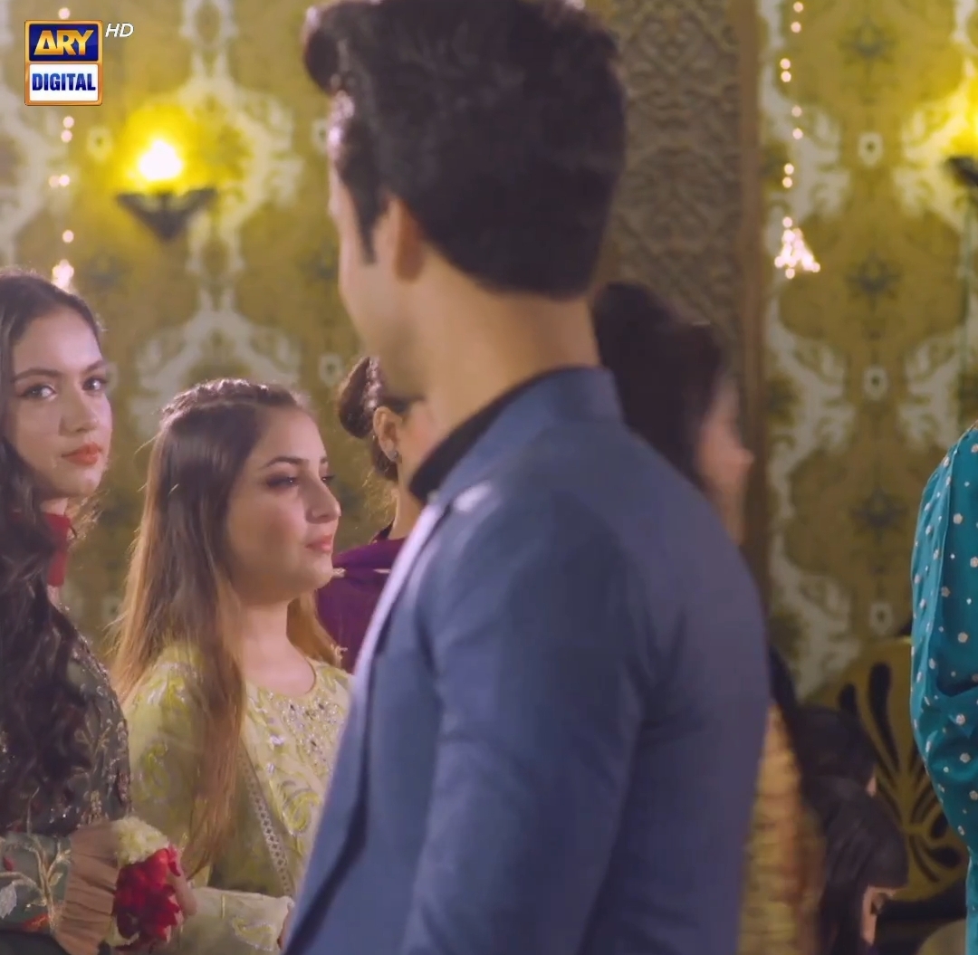 Public Criticism on Baby Baji Drama's Young Couple | Reviewit.pk