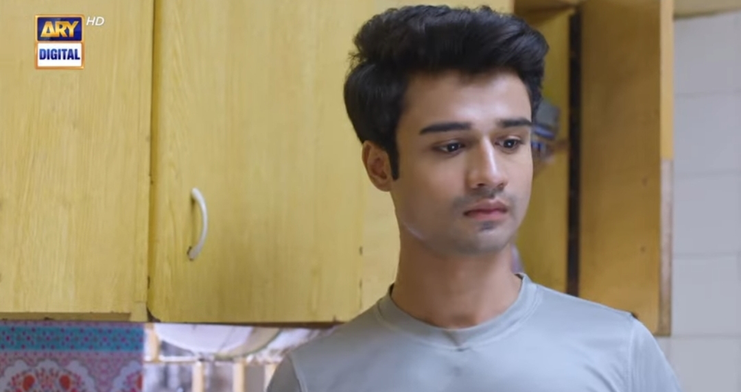 Baby Baji Fame Aina Asif and Fazal Hussain Talk About Working Together | Reviewit.pk