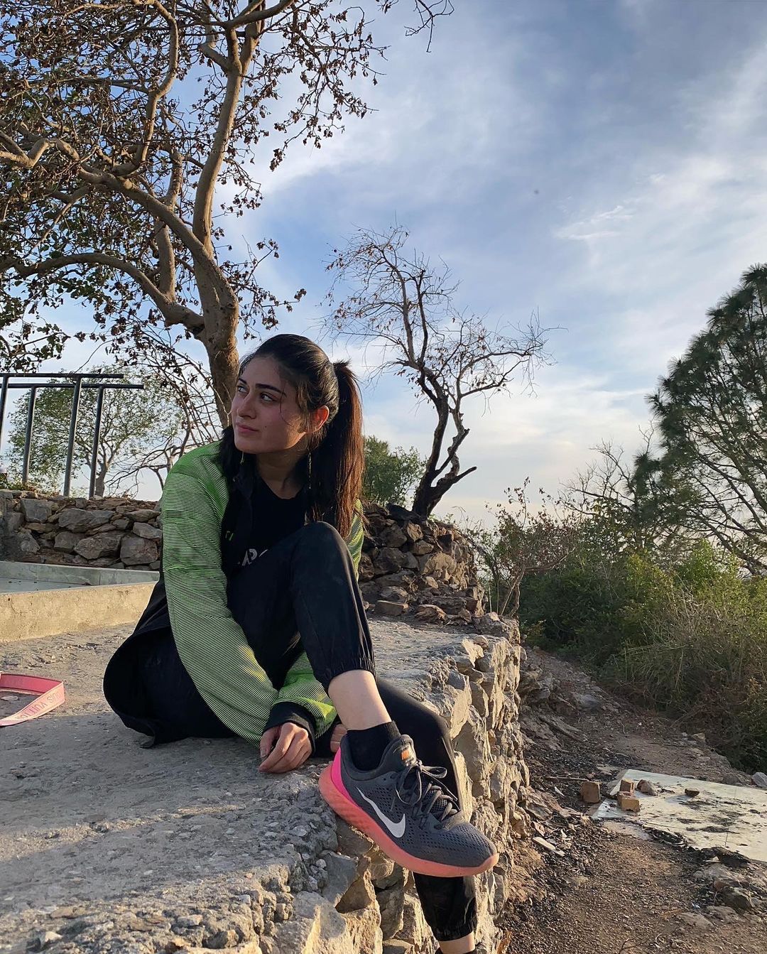 Hina Afridi Pictures From Birthday Celebrations | Reviewit.pk