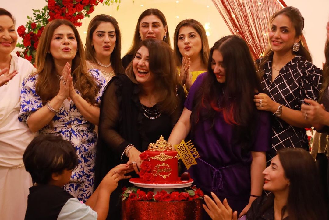 Javeria Saud Birthday Pictures | Reviewit.pk