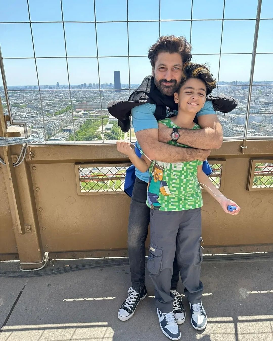 Syed Jibran Vacations In Paris With Son Yoel Syed Jibran | Reviewit.pk