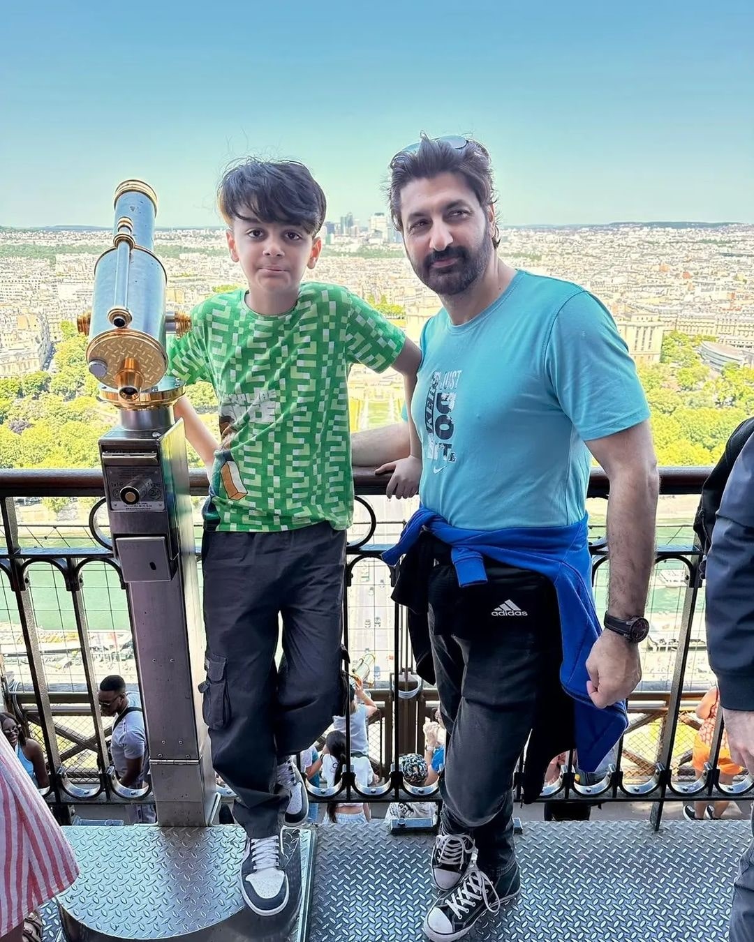 Syed Jibran Vacations In Paris With Son Yoel Syed Jibran | Reviewit.pk