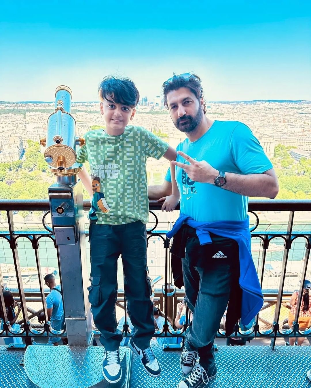Syed Jibran Vacations In Paris With Son Yoel Syed Jibran | Reviewit.pk