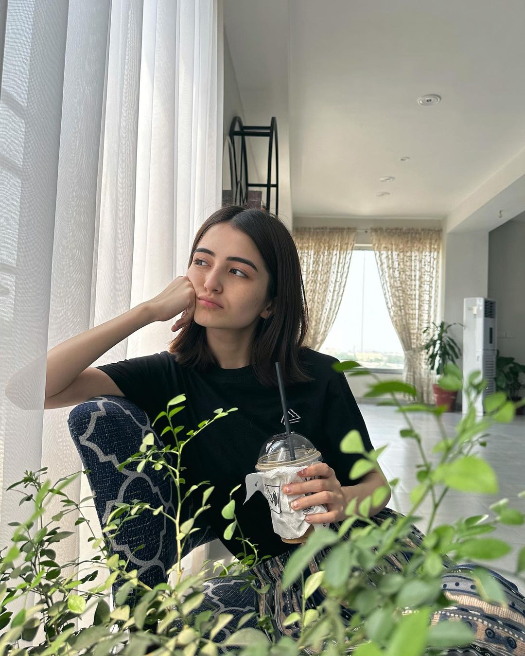 Here Is How Merub Ali Fought Depression | Reviewit.pk