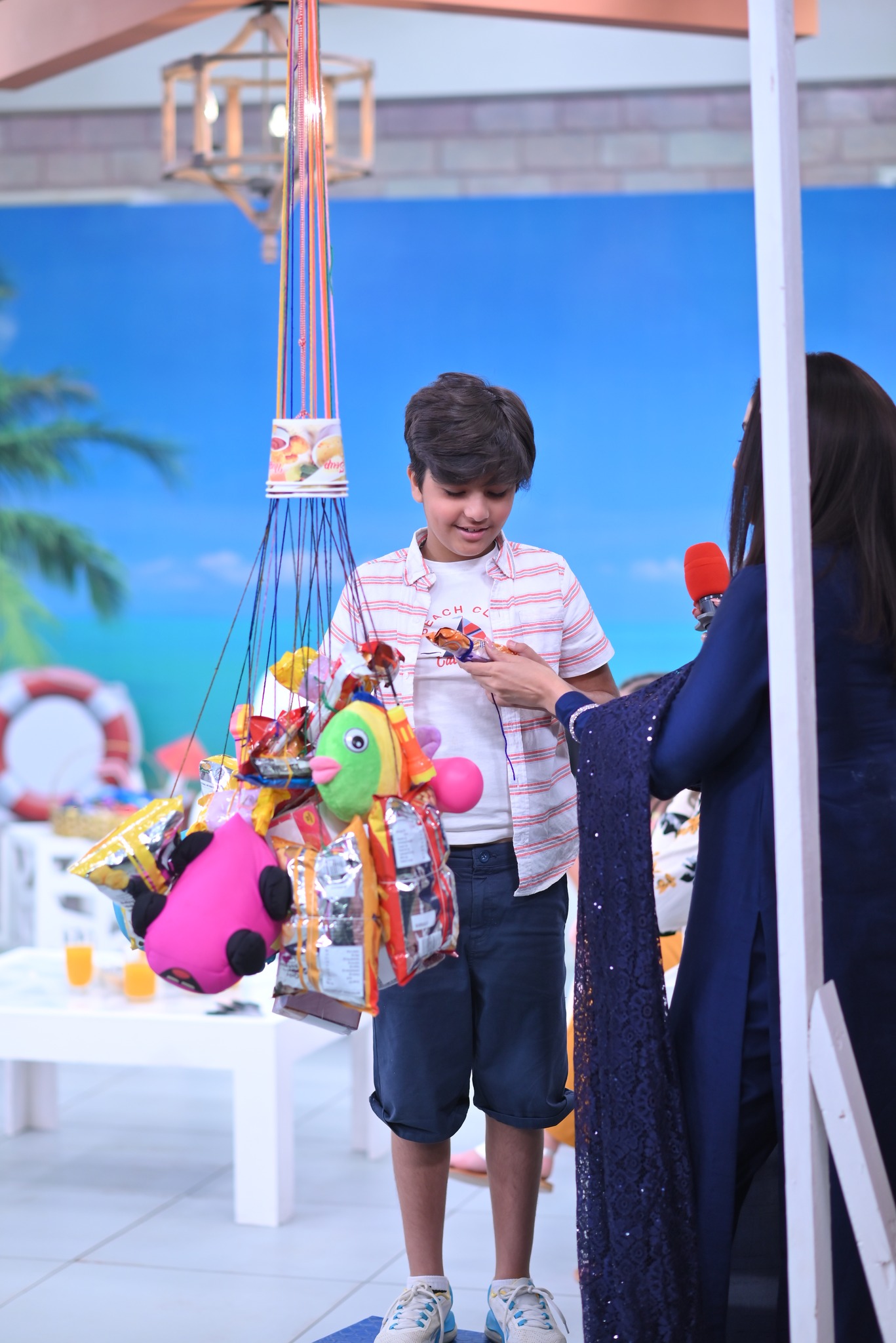 Celebrities Join Nida Yasir With Their Children In A Fun Show | Reviewit.pk