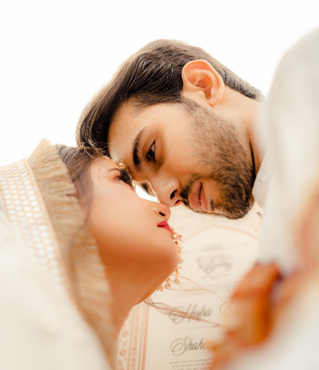 Tiktokers Shaheer Khan And Hafsa Khan's Beautiful Nikkah Pictures | Reviewit.pk