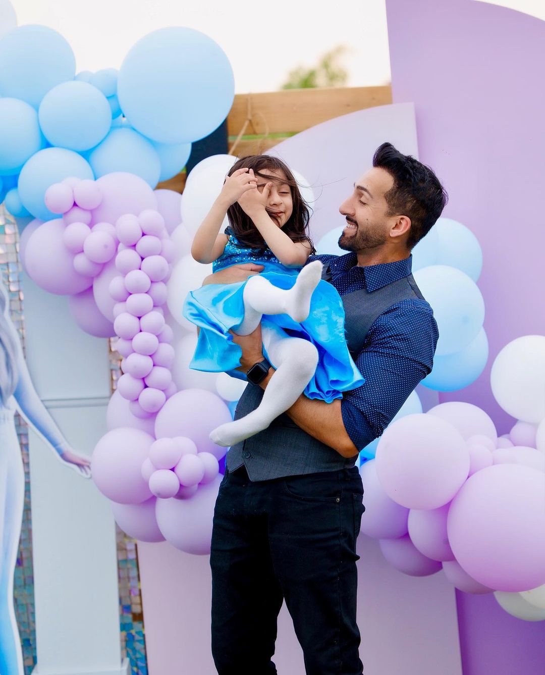 Sham Idrees Celebrates Daughter Sierra's Fairytale Birthday | Reviewit.pk