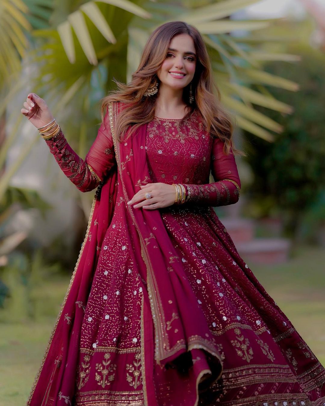 Sumbul Iqbal's Stunning Birthday Photos | Reviewit.pk