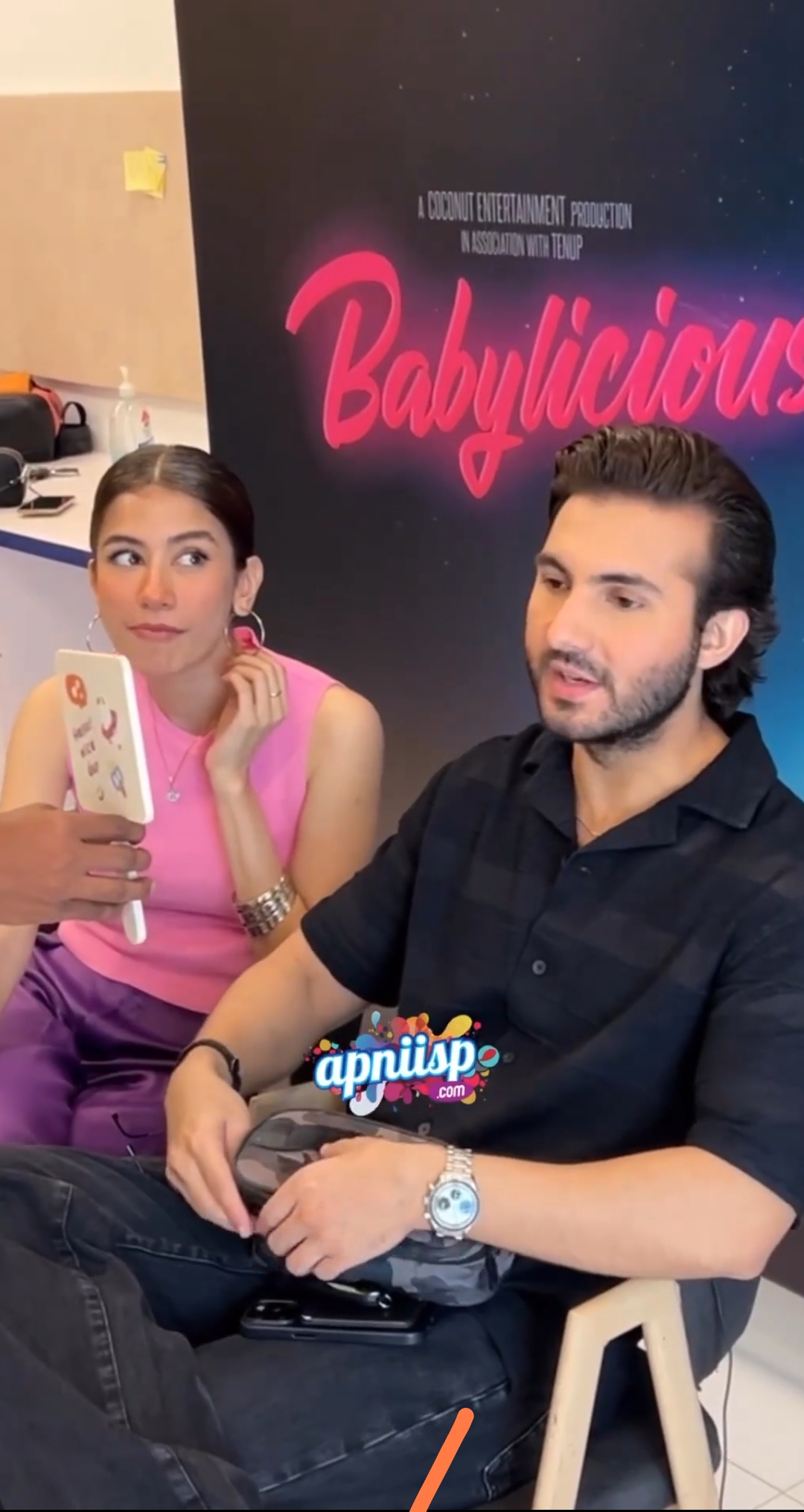 Public Reacts To Syra And Shahroz Promotions For Babylicious | Reviewit.pk