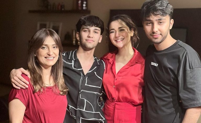 Who Is Aashir Wajahat - Age, Education & Career | Reviewit.pk