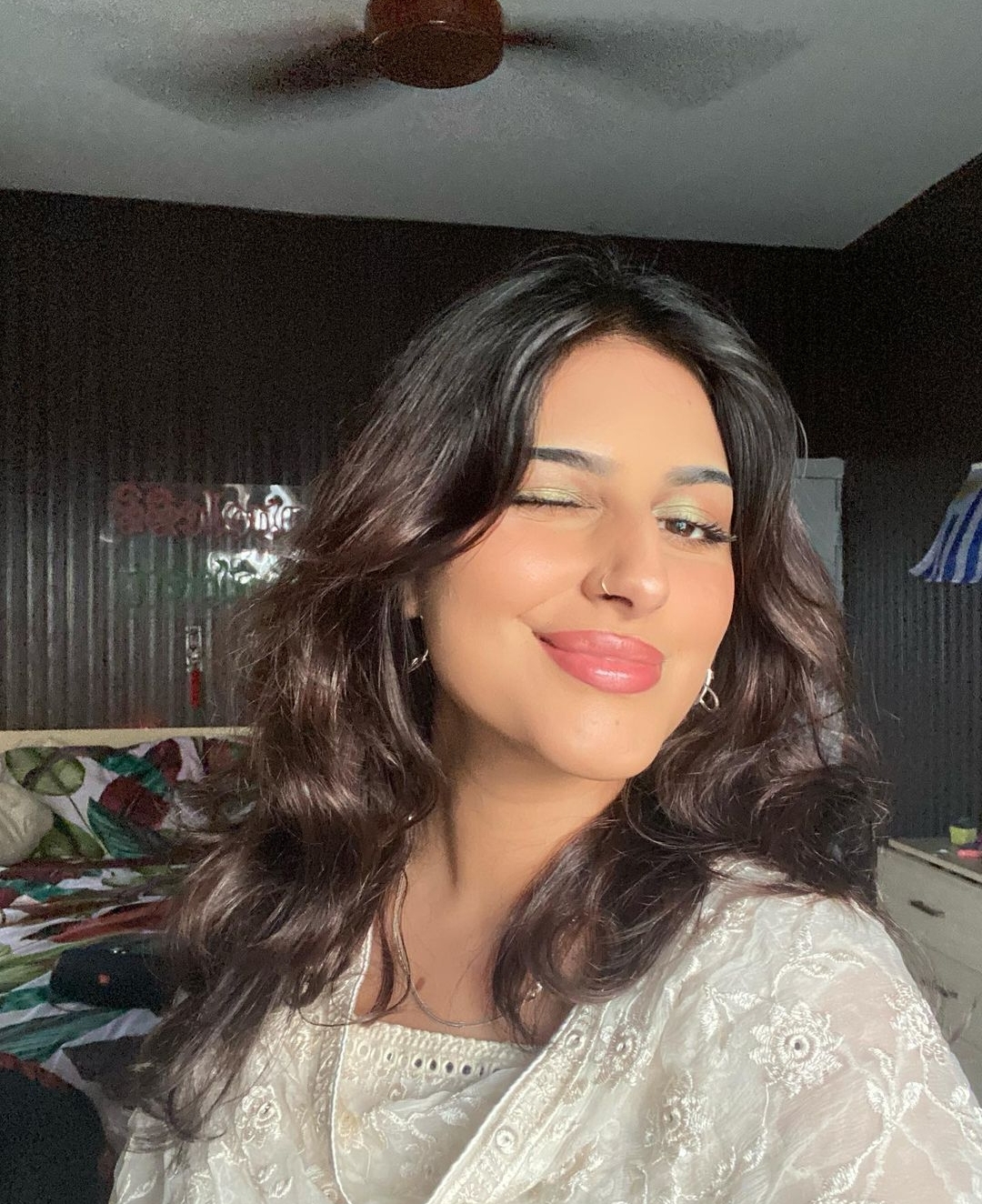 Anzela Abbasi Gorgeous New Pictures With Fiance Tashfeen Ansari ...