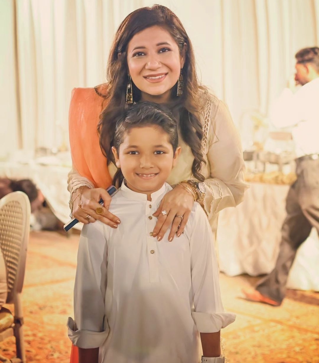 Fahad Mustafa Pictures From Family Wedding | Reviewit.pk
