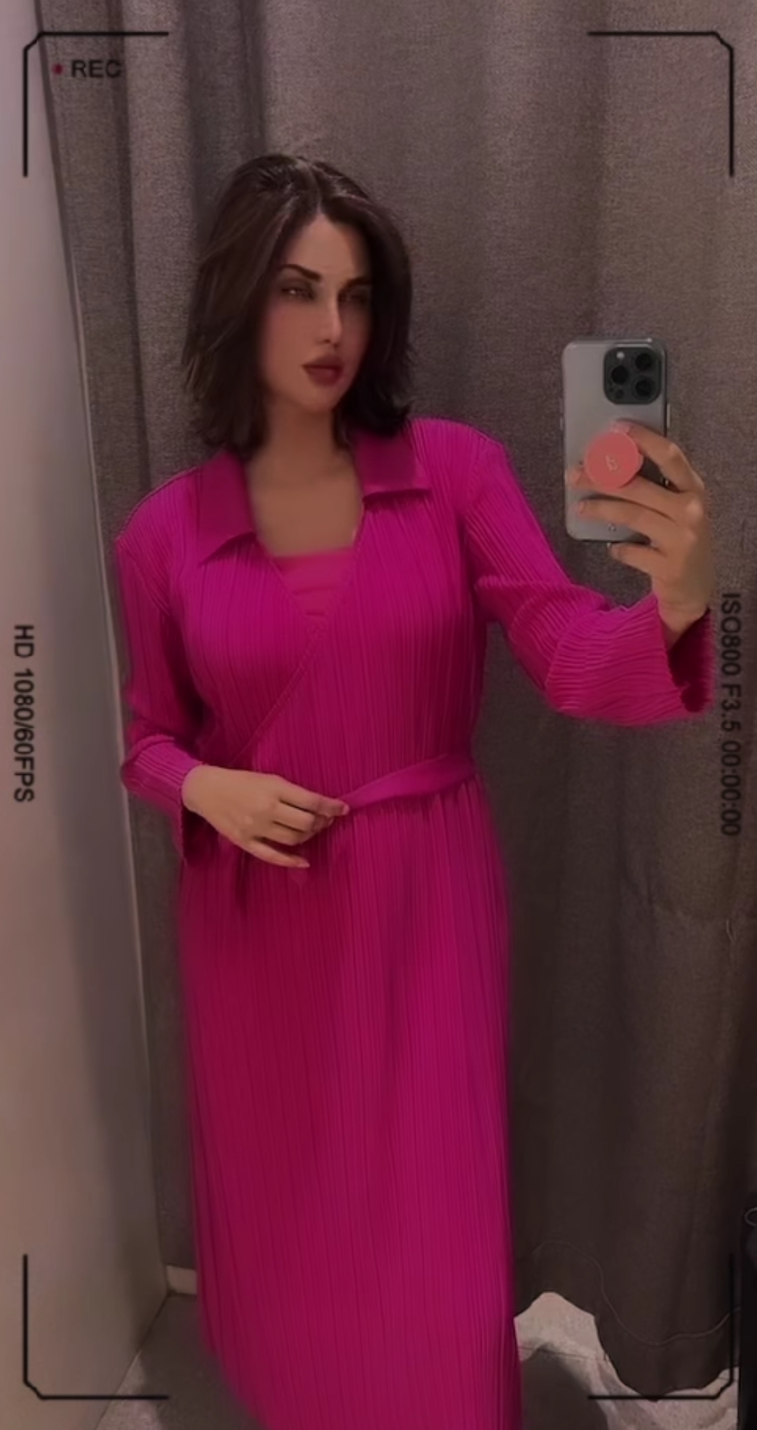 Fiza Ali New Beautiful Pictures With Daughter From Dubai | Reviewit.pk