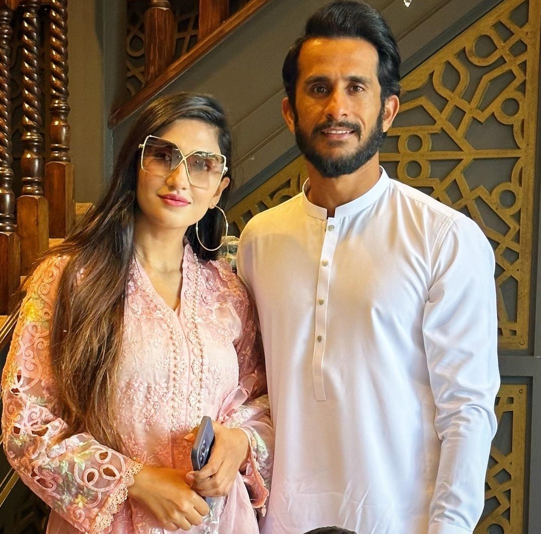 Hassan Ali Wife Shares Adorable New Family Photos | Reviewit.pk