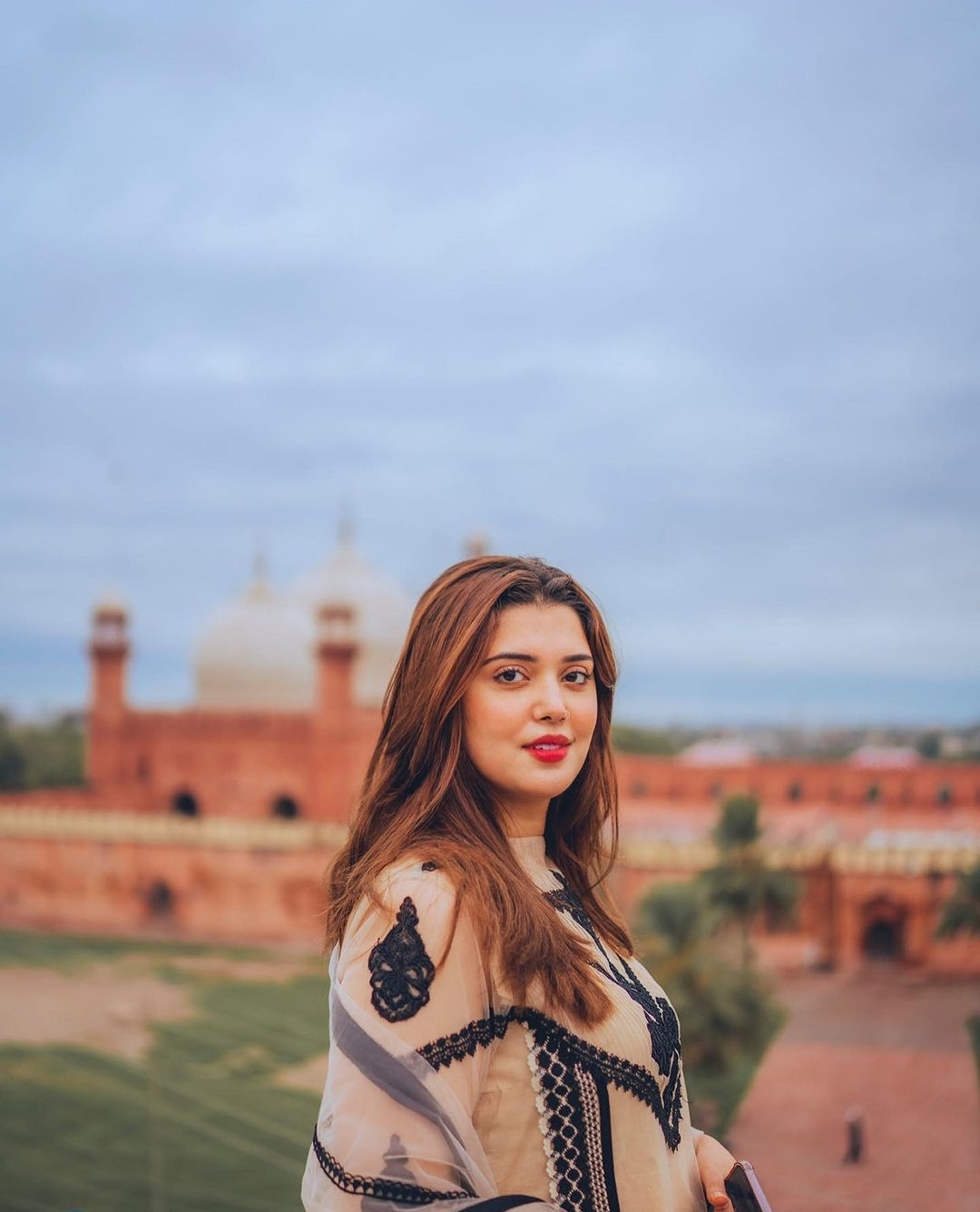 Kanwal Aftab New HD Pictures From Sehar Hayat Wedding Events | Reviewit.pk