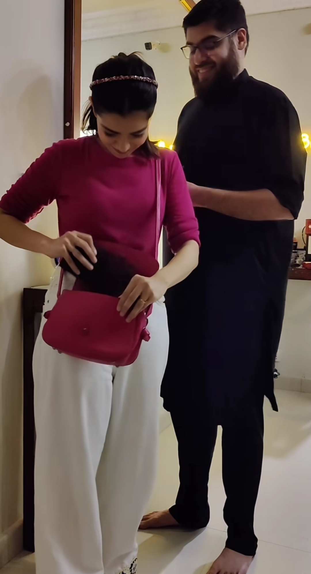 Srha Asghar New Pictures With Her Cute Son Ehaan | Reviewit.pk