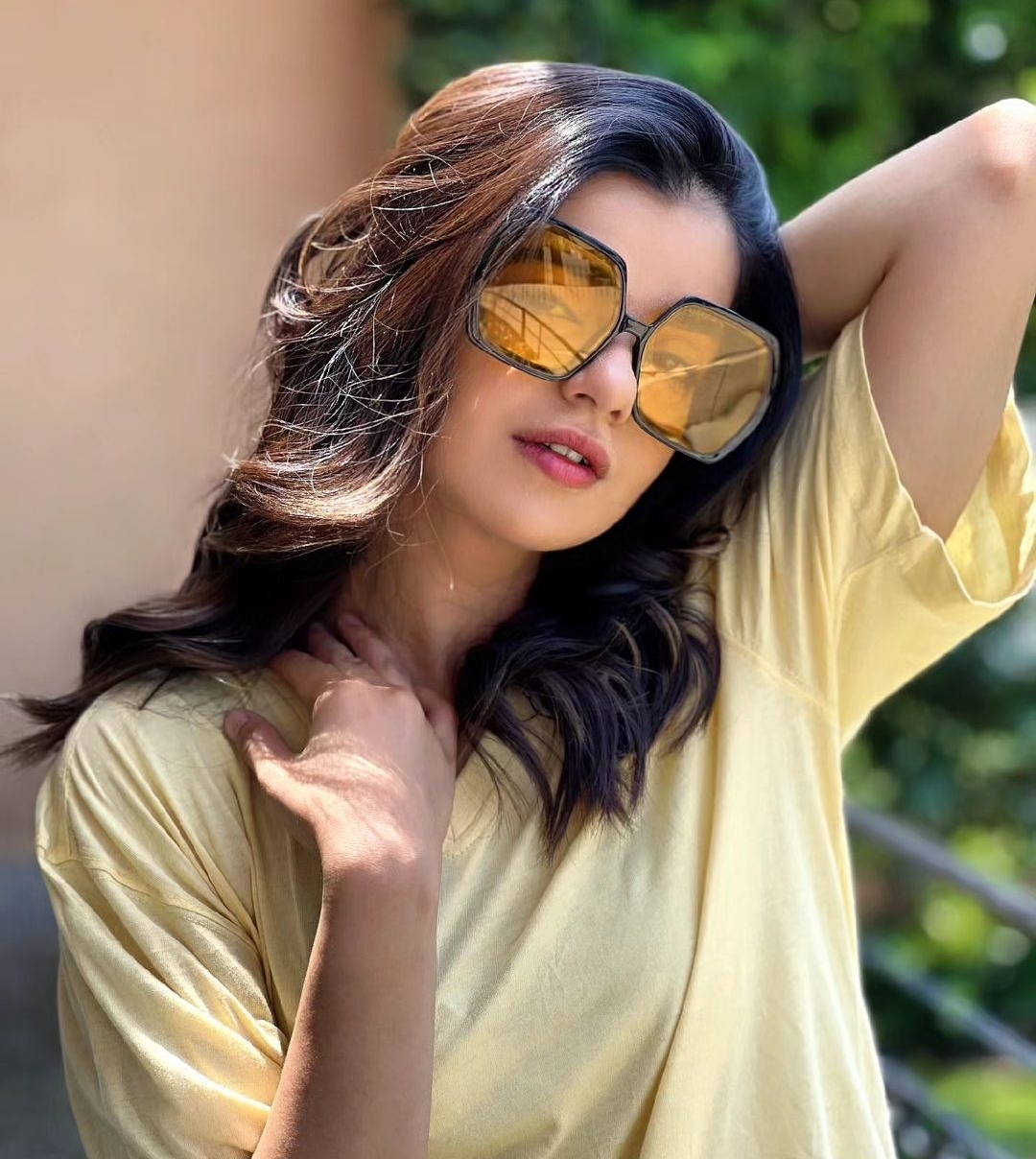 Srha Asghar New Pictures With Her Cute Son Ehaan | Reviewit.pk