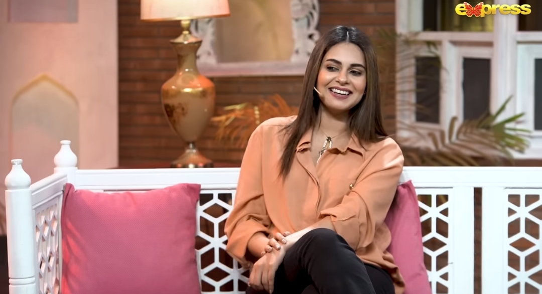 Amar Khan Has A Message For Her Critics | Reviewit.pk