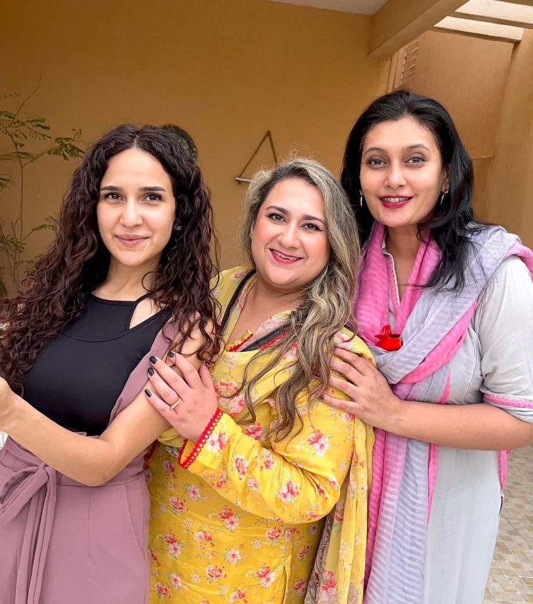 Anoushay Abbasi Shares Pictures With Brother Shamoon Abbasi | Reviewit.pk