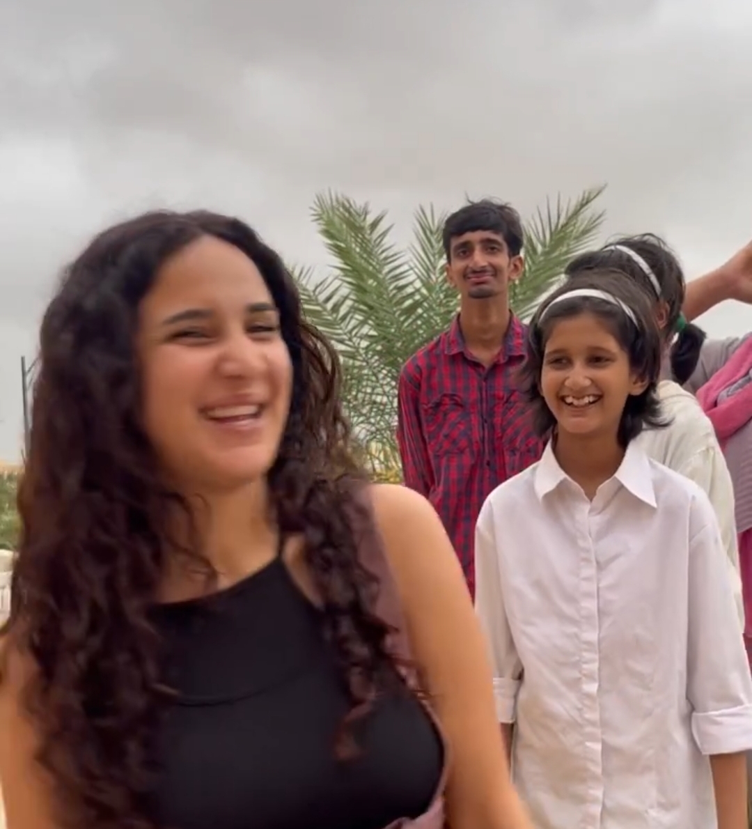 Anoushay Abbasi Shares Pictures With Brother Shamoon Abbasi | Reviewit.pk