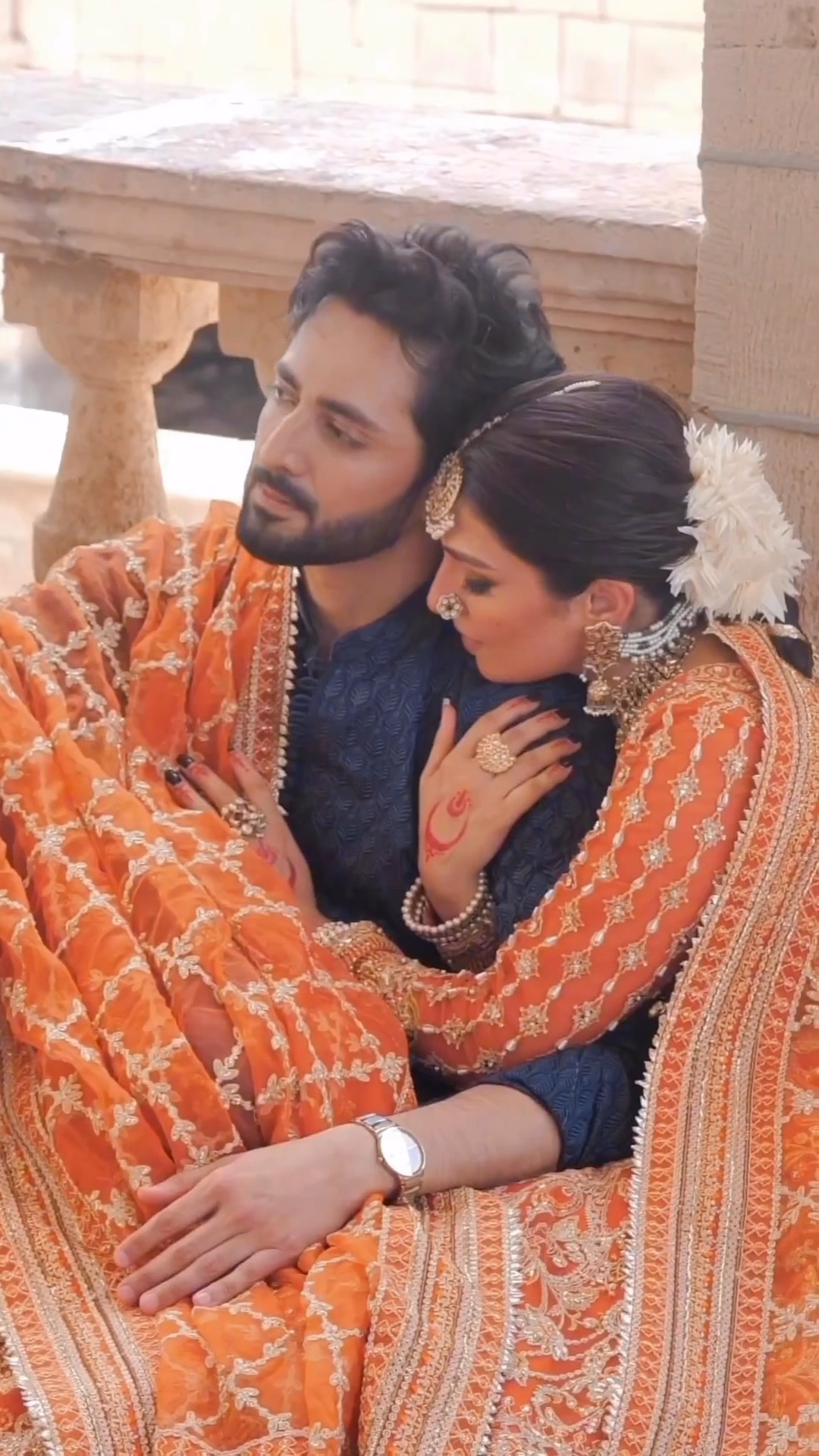 Ayeza Khan And Danish Taimoor's Romantic Shoot For Erum Khan Couture ...