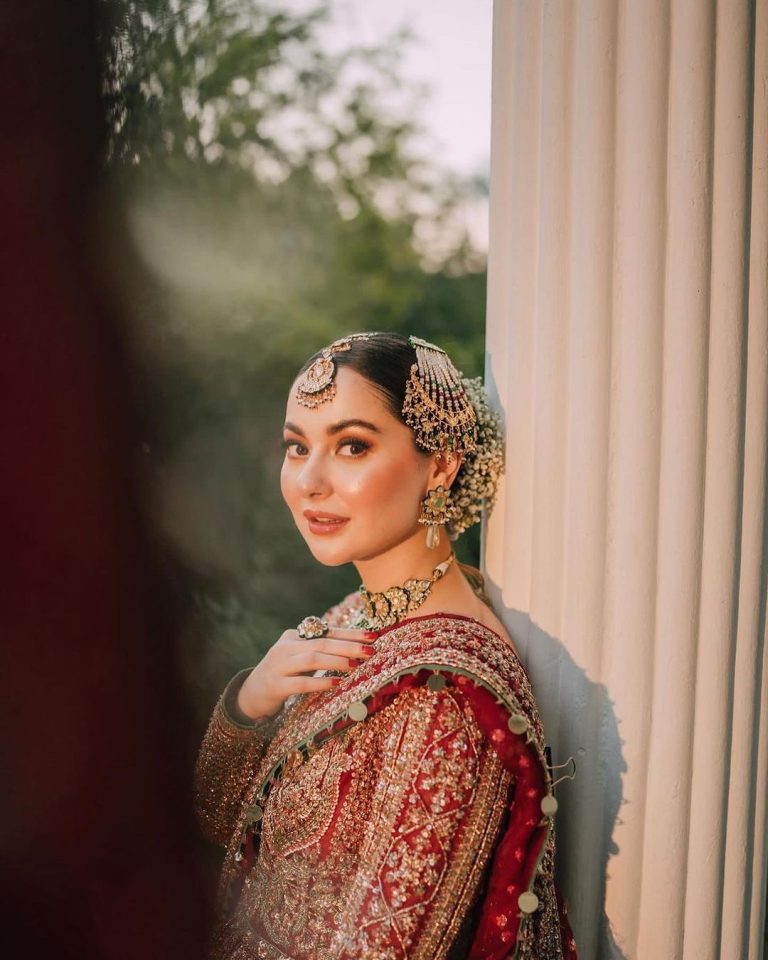 Hania Aamir Is A Total Stunner In Her Latest Bridal Shoot | Reviewit.pk