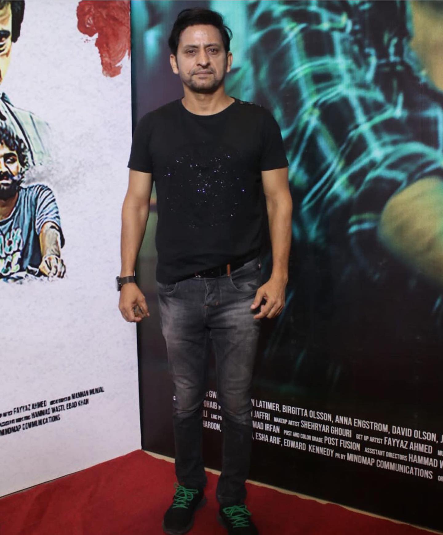 Ashir Wajahat And Romaisa Khan Starrer John Star-Studded Premiere ...