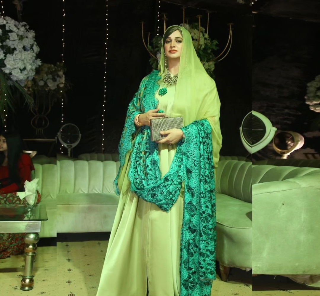 Noor Bukhari Calls Out Celebrities Enjoying Vacation in Muharram ...