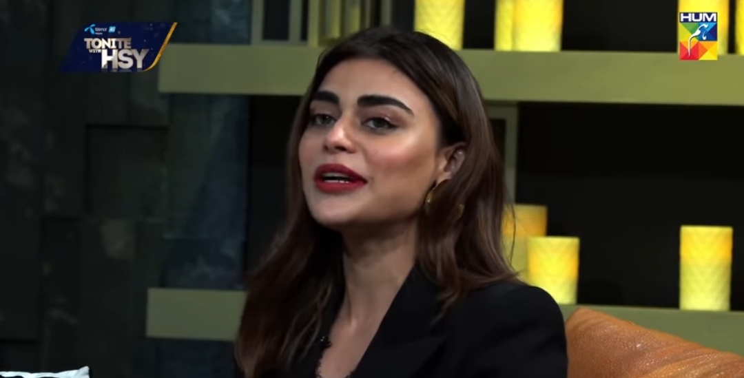 Sadaf Kanwal's Old Clip About Mahira's Looks Goes Viral | Reviewit.pk