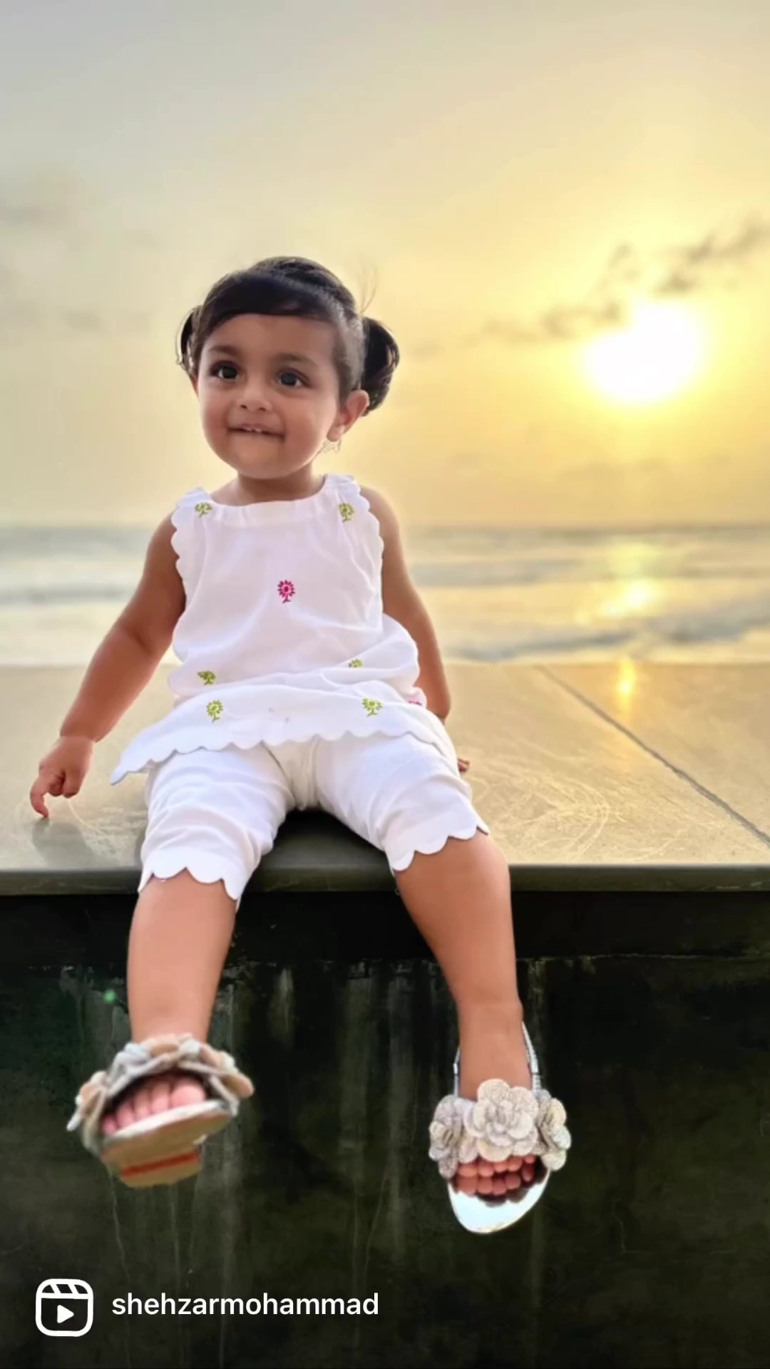 Sohai Ali Abro Shares Cutest Eid Pictures With Husband And Daughter ...