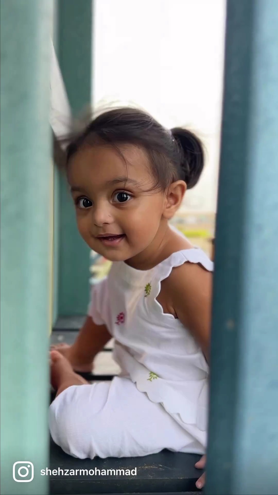 Sohai Ali Abro Shares Cutest Eid Pictures With Husband And Daughter ...