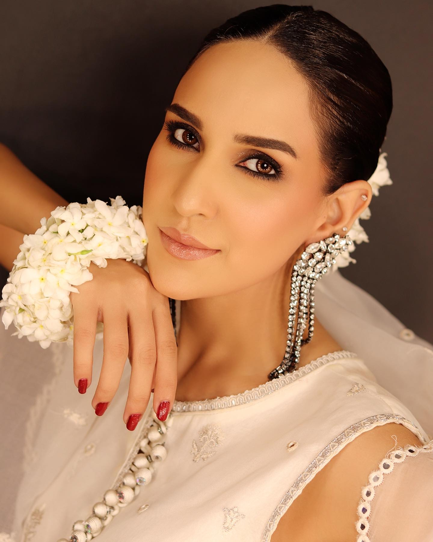 Anoushay Abbasi Gorgeous HD Pictures from Anzela Abbasi's Wedding ...