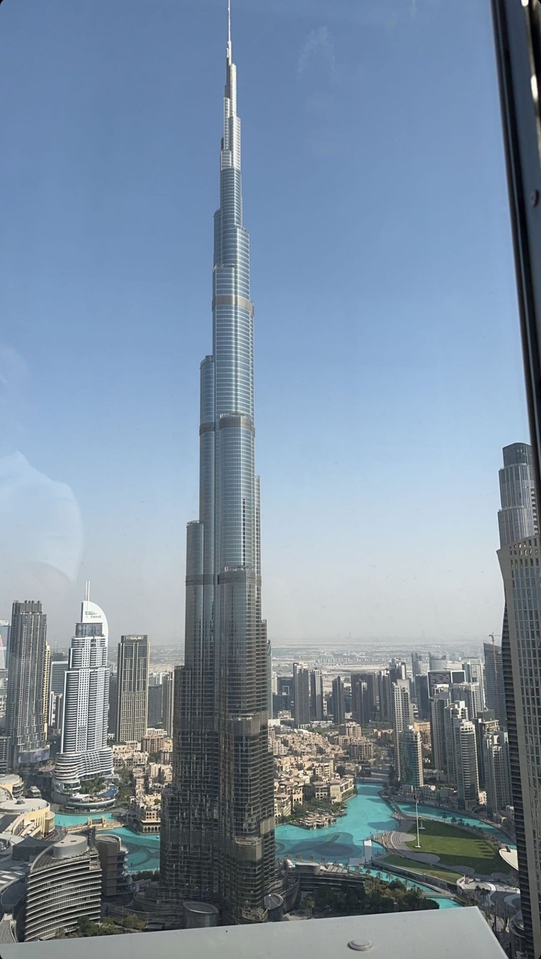 Arisha Razi Shares Pictures From Recent Dubai Trip | Reviewit.pk