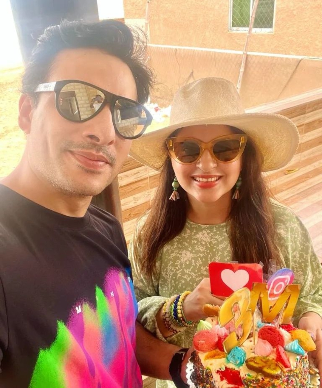 Gorgeous Fatima Effendi Shares New Family Pictures | Reviewit.pk