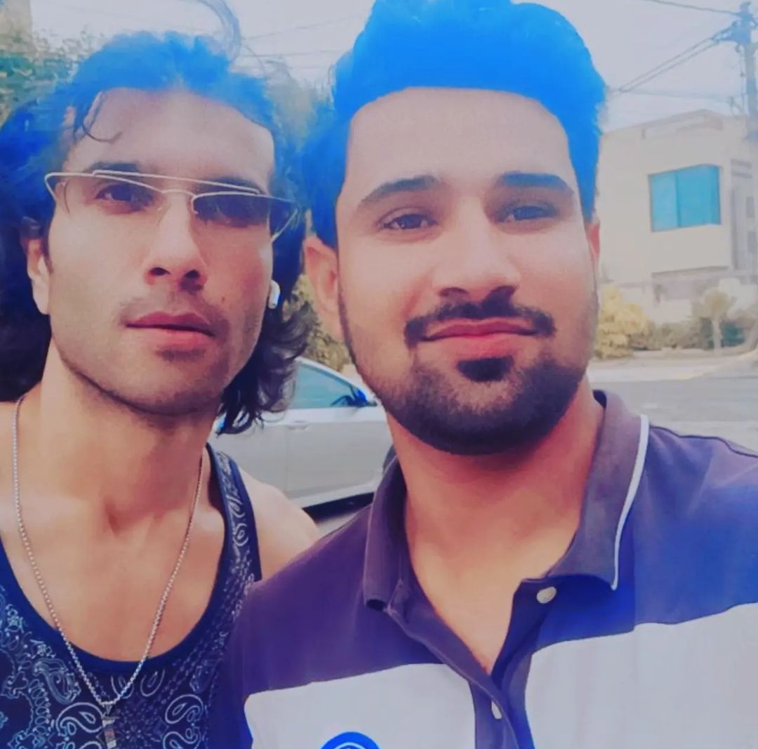 Feroze Khan Drama Khumar Bts Pictures Reviewit Pk