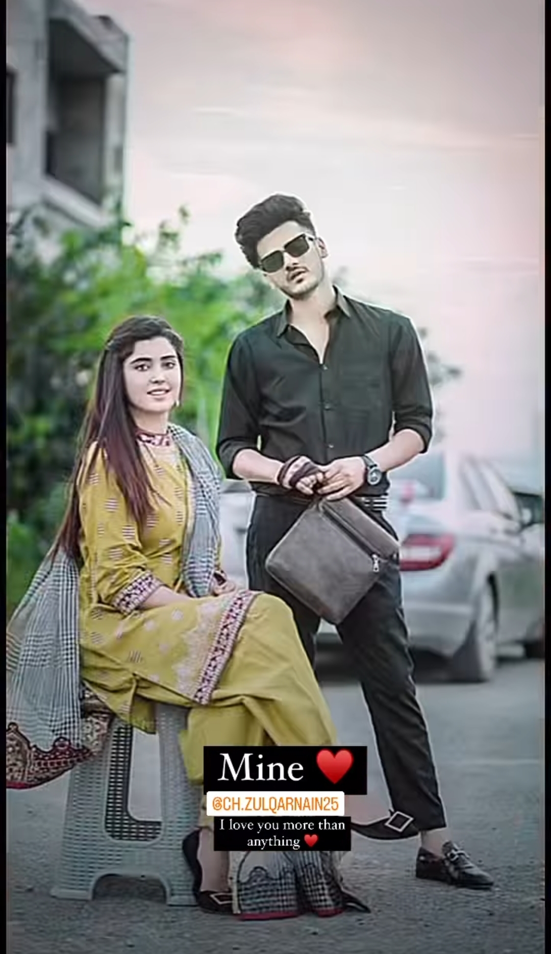 Kanwal Aftab Shares Her Love Journey Through Pictures | Reviewit.pk