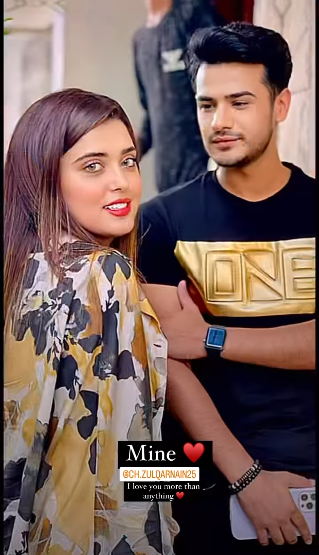 Kanwal Aftab Shares Her Love Journey Through Pictures | Reviewit.pk