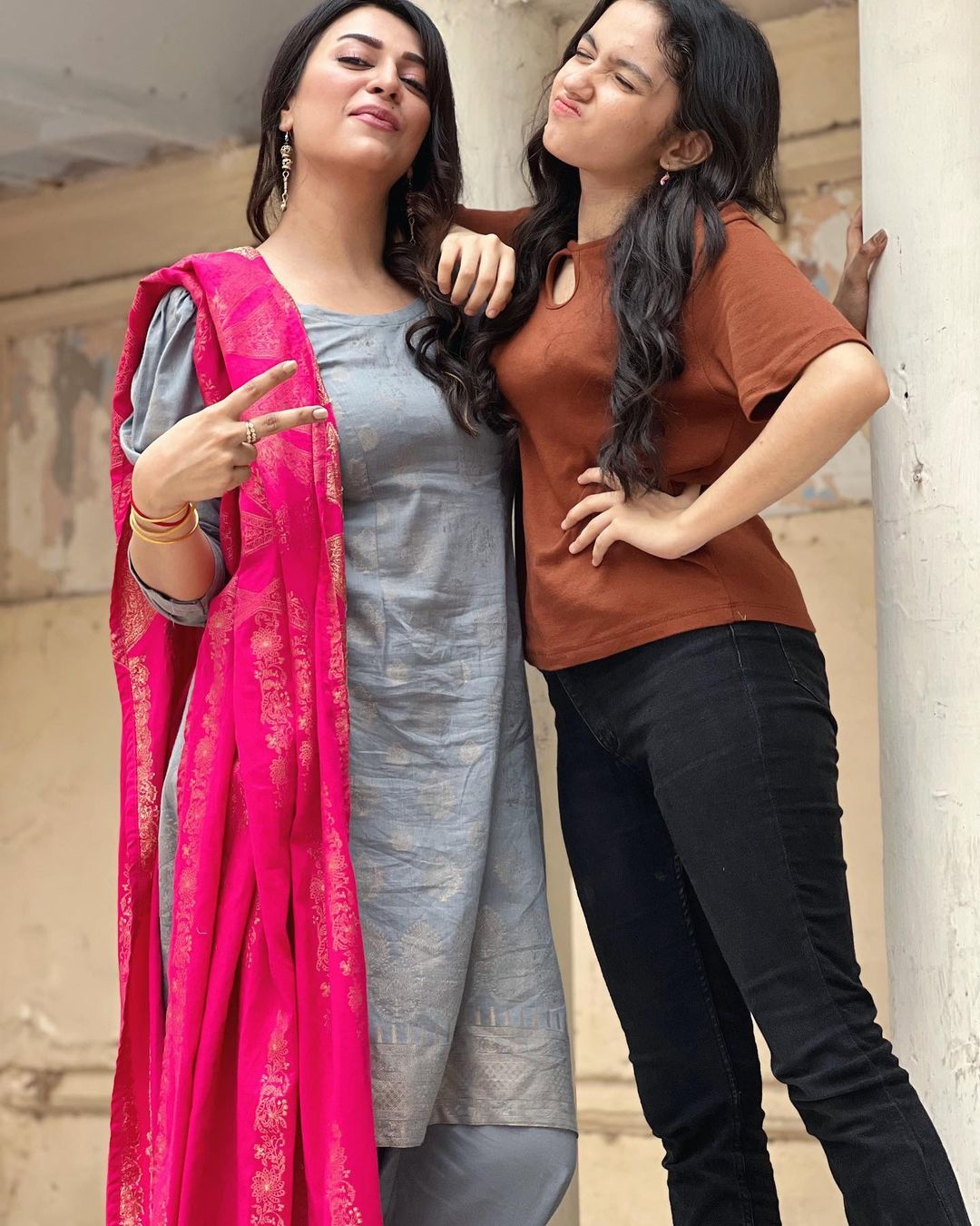 Drama Serial Mayi Ri BTS Pictures | Reviewit.pk