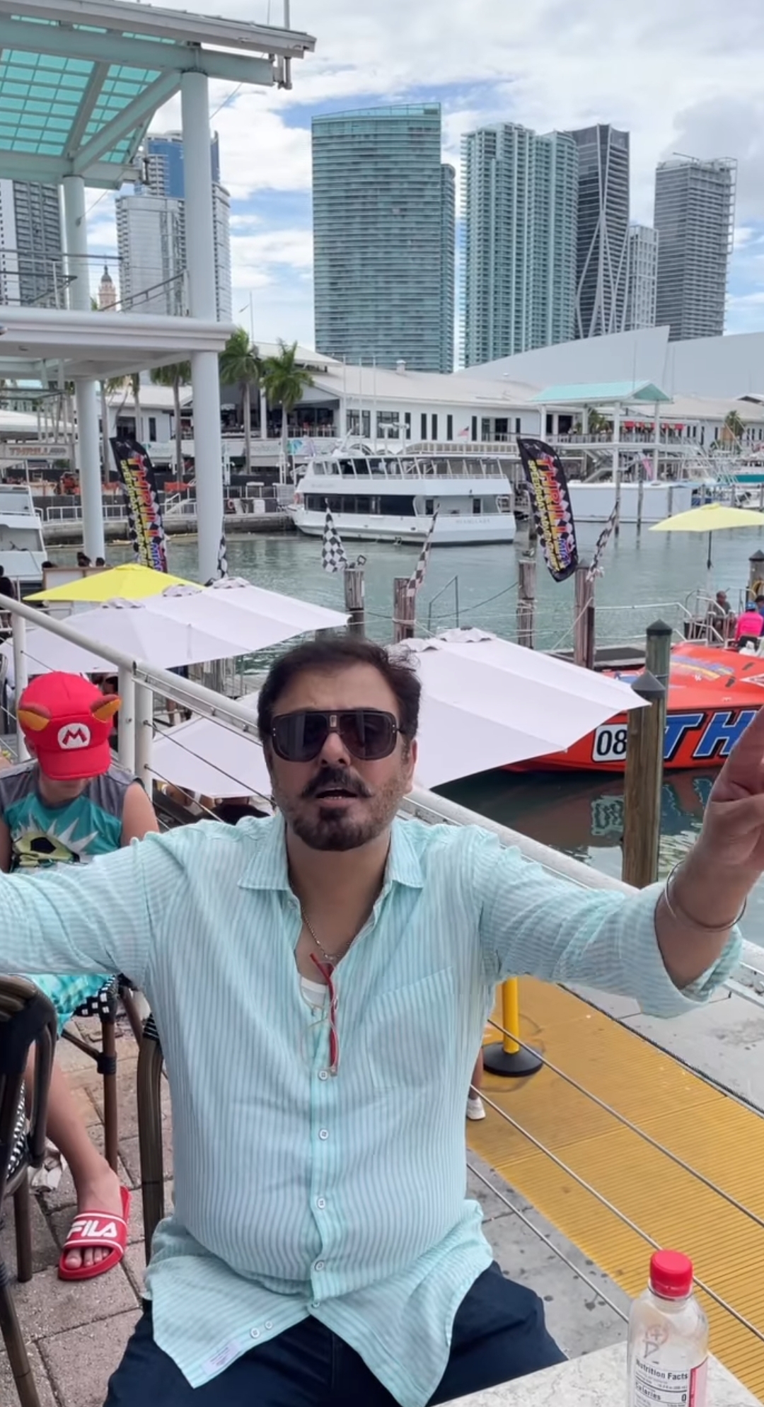 Nauman Ijaz Beautiful Family Pictures From USA | Reviewit.pk